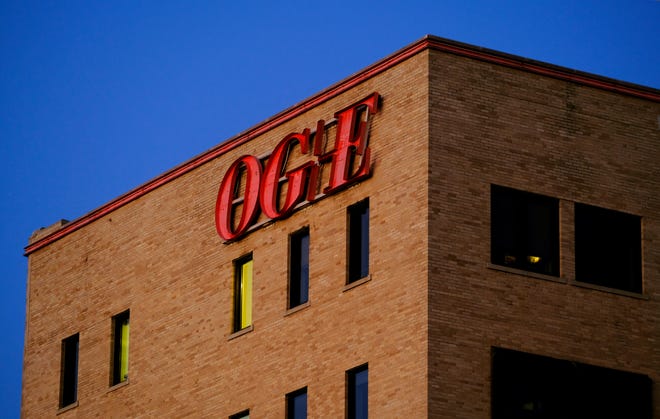 OGE reaches employees through Screensaver and App