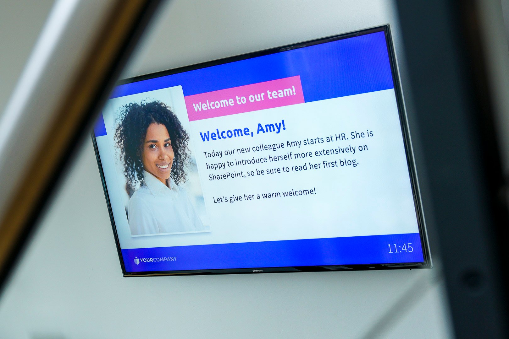 Digital signage improves your internal communication - netpresenter.com